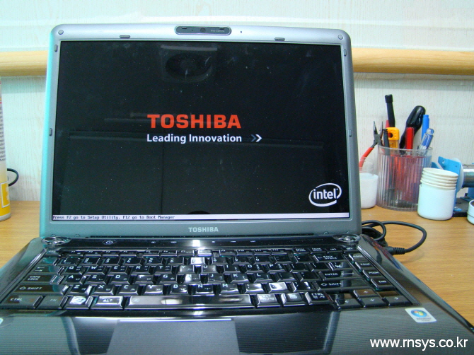 노트북수리 - " 익일오전 우체국으로 입고된 도시바A300 무한재부팅 당일수리" (서울)
