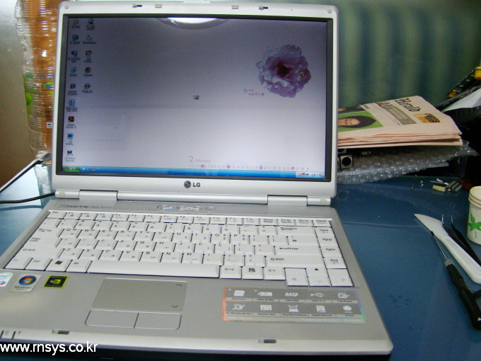 노트북수리 - LG XNOTE R1 전원은 들어오나 화면안켜짐는 노트북수리 (광주남구)