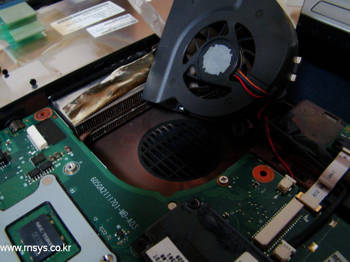 노트북수리 - [도시바 A200 노트북수리 ] 무한 재부팅 되는 노트북고장 (서울)