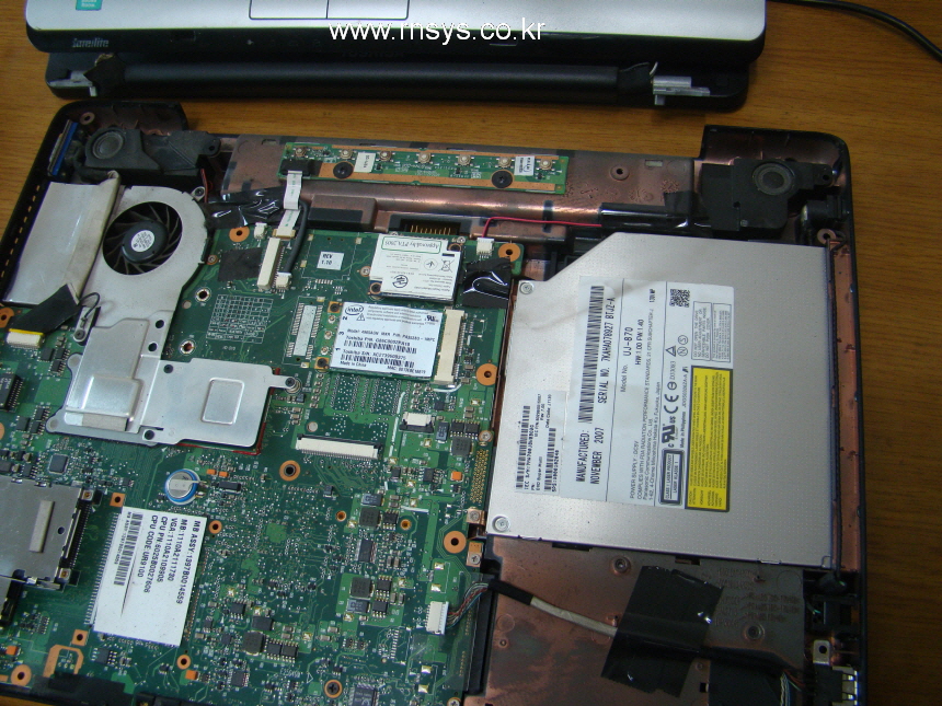 노트북수리 - 도시바A200 아답터연결시 화면무감증상 도시바노트북수리 (인천)