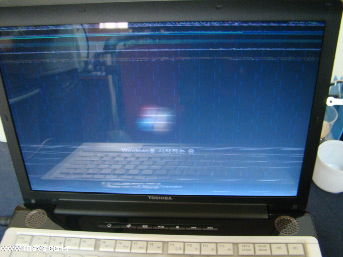 노트북수리 - [도시바 노트북고장] 도시바M200 화면깨짐증상의 노트북수리 (인천)